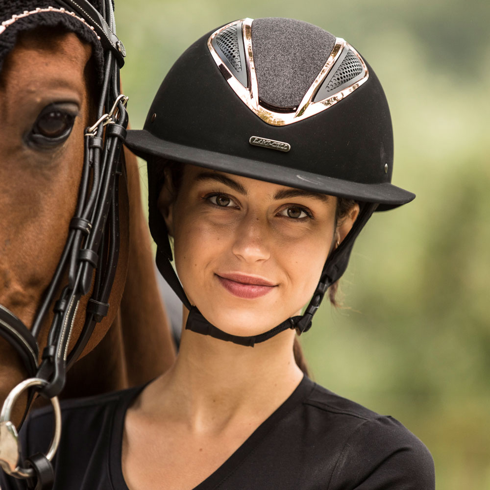 【楽天市場】LAMI-CELL ライディングヘルメット-アルテミス 乗馬用品 乗馬用ヘルメット 帽子 お洒落 小顔 日よけ 洗濯 ダイヤル式 ...