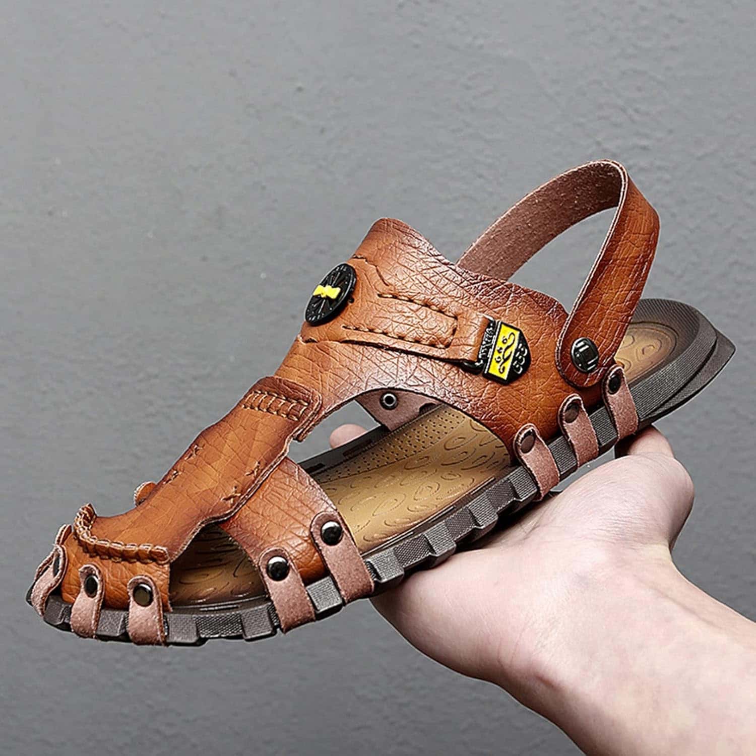 【楽天市場】大きいサイズ ビーチサンダル メンズ ステッチ 透かし彫り つま先保護 2way 夏 サンダル カジュアルシューズ アウトドア 痛くない 滑り止め フラット 外出用：UNIIS通販