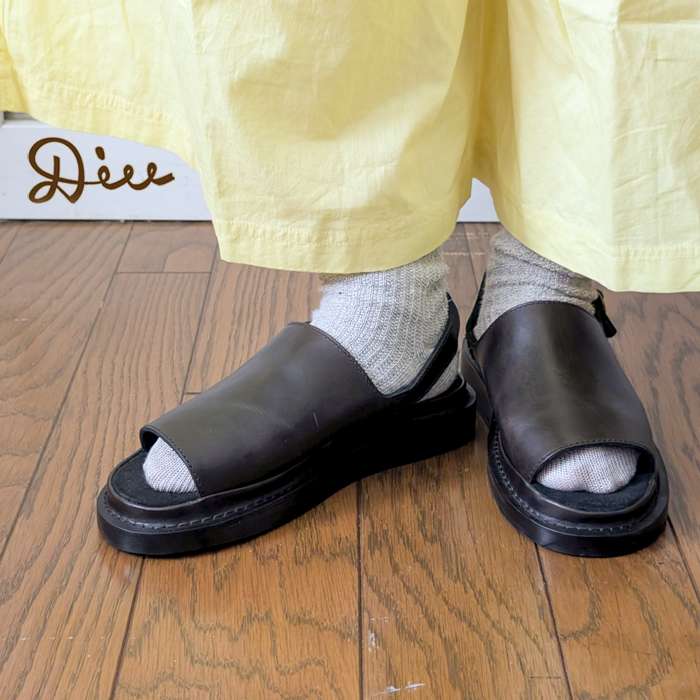 【楽天市場】【10/9 1:59迄P10倍】Diu DIU デュウ ディウ ワックスレザーサボサンダル レディース 本革 オリジナルワックスレザー クッションインソール アーチパッド ゴム ...