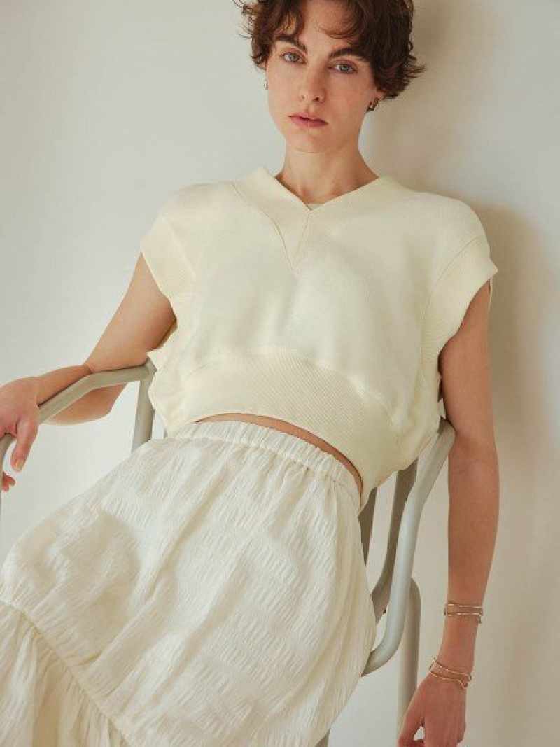 【楽天市場】【NIKE】W NSW REVERSE VEST emmi エミ トップス カットソー・Tシャツ ホワイト【送料無料 ...