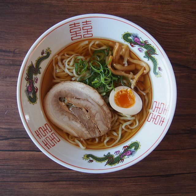 【楽天市場】ラーメン どんぶり 赤三ツ龍21 5m屋台のラーメンどんぶり アウトレット込み 食器 アウトレット どんぶり 丼 ドンブリ 丼ぶり