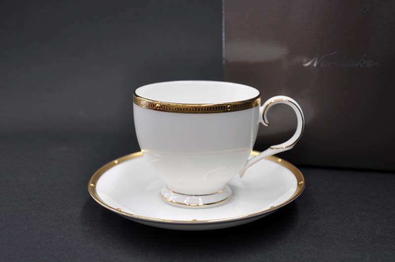 【楽天市場】ノリタケ ～Noritake～ ティー・コーヒー碗皿[ゴールド](1客)カップ＆ソーサーロシェルゴールド(ROCHELLE ...