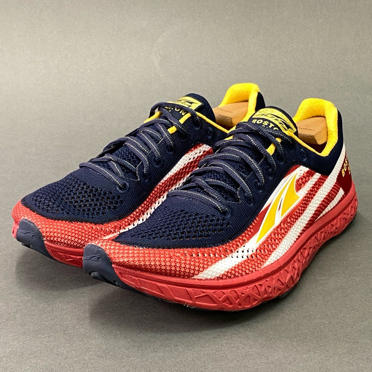 【楽天市場】《美品》 ALTRA アルトラ Escalante Racer エスカランテレーサー Boston 20 ボストン スニーカー ...