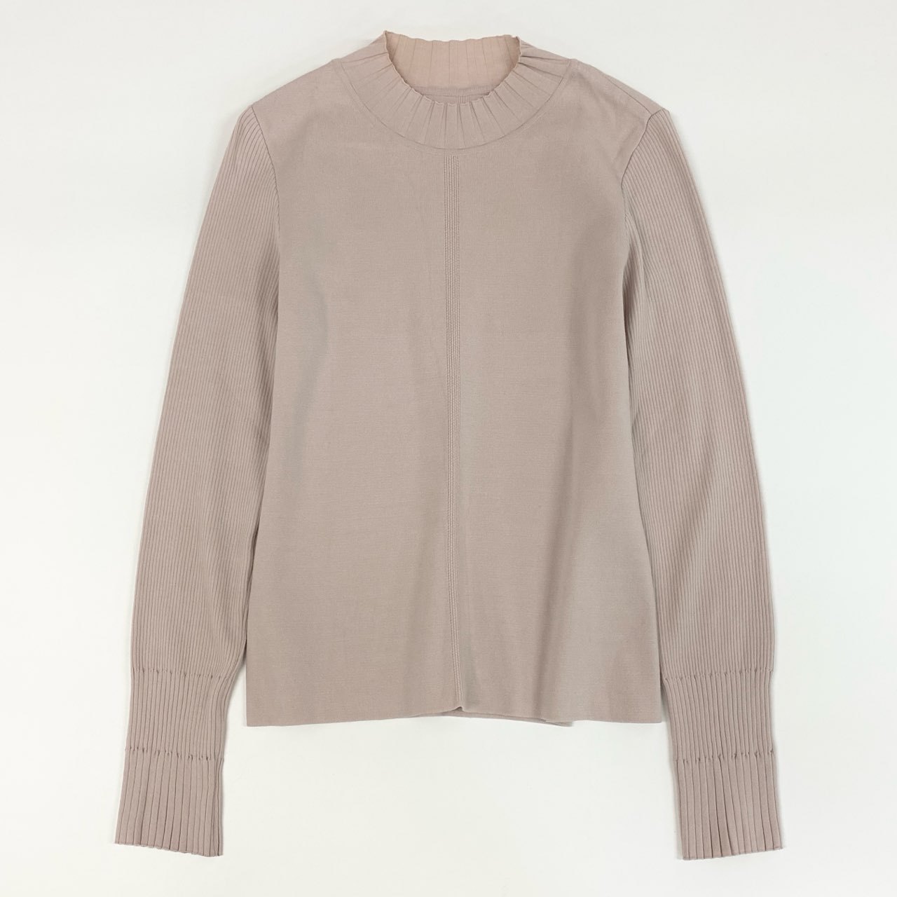 【楽天市場】【美品】 FOXEY フォクシー 長袖ニット Vネックニット セーター リブニット ブランドロゴ レディース 日本製 女性用 ...