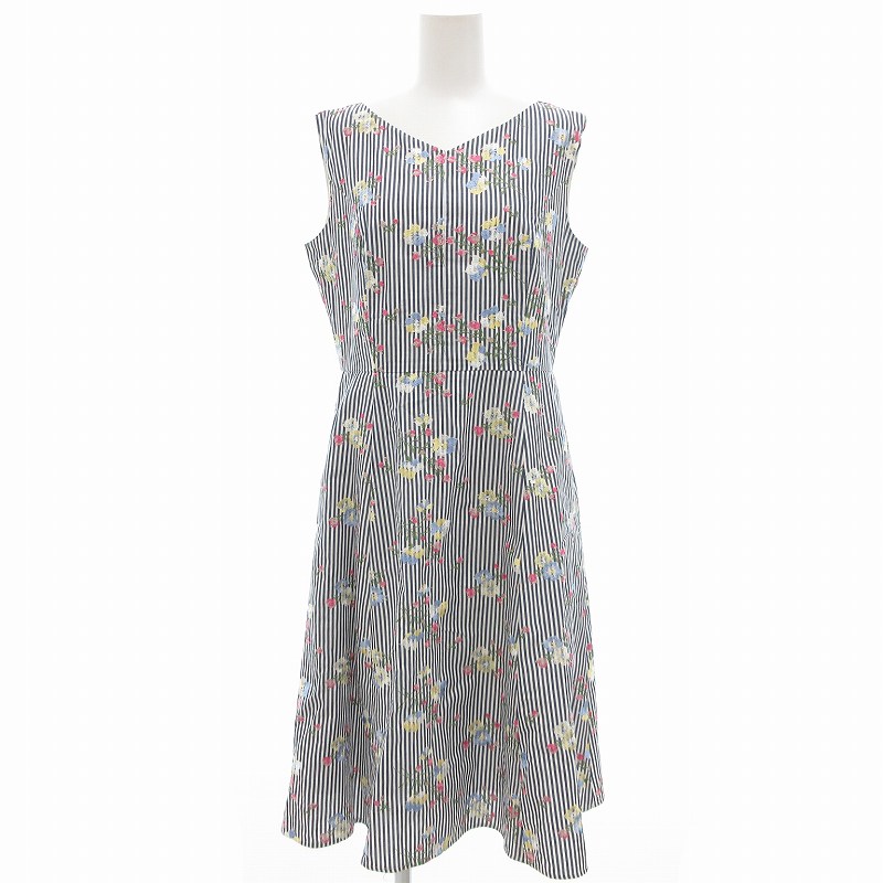 【楽天市場】【中古】トッカ TOCCA FULL BLOOM ドレス ワンピース ストライプ 花柄刺繍 ノースリーブ ひざ丈 4 白 ホワイト 紺 ネイビー OPTONS0102 /UO ...