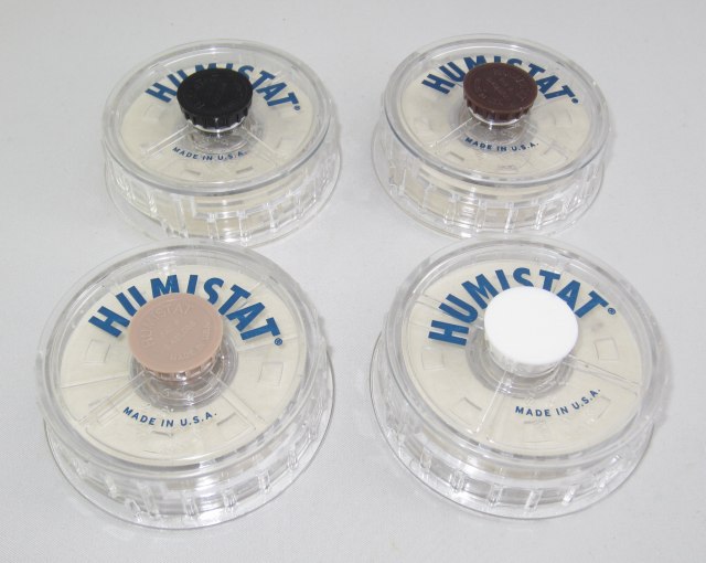 【楽天市場】Humistat バイオリン・ビオラ・チェロ・コントラバス用（弦楽器） 加湿、保湿に ケースの中に入れておきます。：バイオリンJP