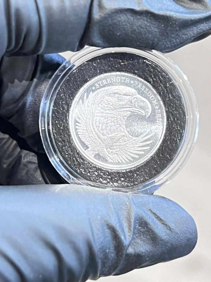 【楽天市場】ピュアシルバー.999 Bullion Silver Eagle Tenth 1/10 Ozラウンドカプセル送料無料 Pure ...