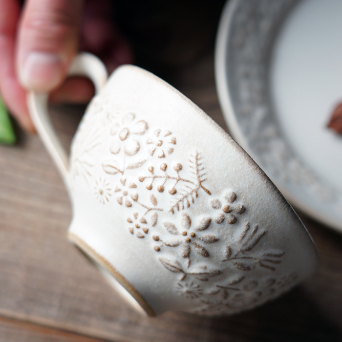 【楽天市場】【MAX30%offクーポンあり】kukka (クッカ) スープカップ kinari 益子焼 スープマグ おしゃれ 花模様 シンプル 生成り アイボリー デザートカップ マグカップ ...