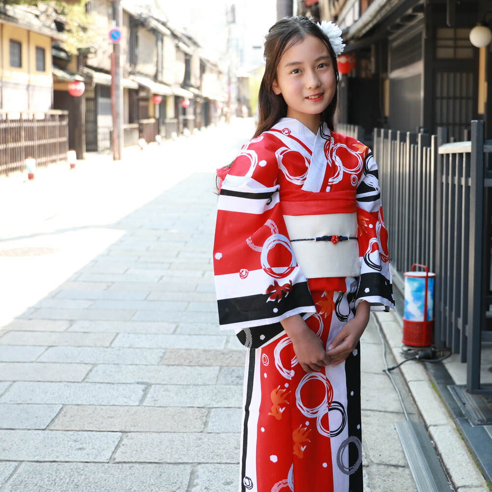 【楽天市場】【12/19 20:00～12/26 1:59まで最大2,000円OFFクーポン】ときめき恋浴衣Jr「9.白地にストライプと金魚」：和 なでしこ
