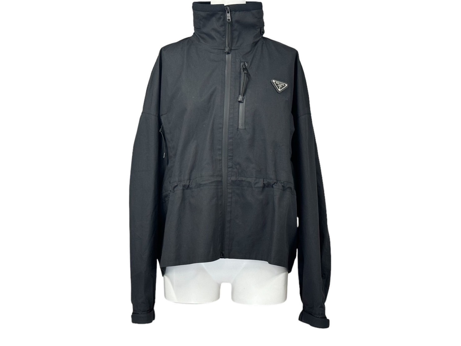 【楽天市場】PRADA プラダ トライアングルロゴプレートジャケット 2022SS ICタグ Re-Nylon 29Z004 ブラック サイズ ...