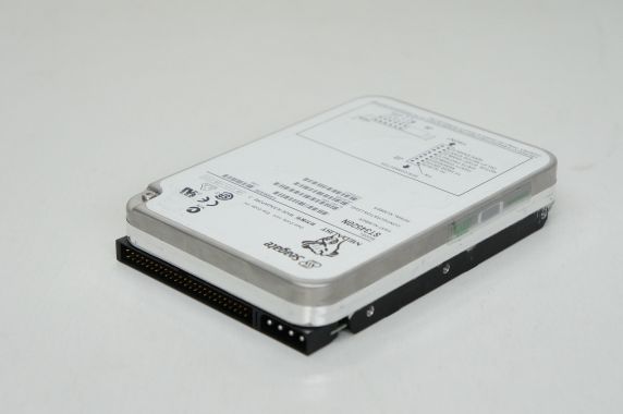 【楽天市場】ST34520N 4.55GB 50pin SCSI Seagate【中古】：アールデバイス
