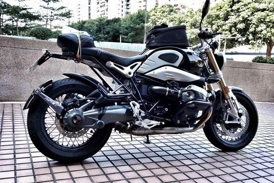 【楽天市場】DK design ディーケーデザイン ナンバーホルダー R nineT BMW リアフェンダー フェンダー関連 外装：ウェビック ...