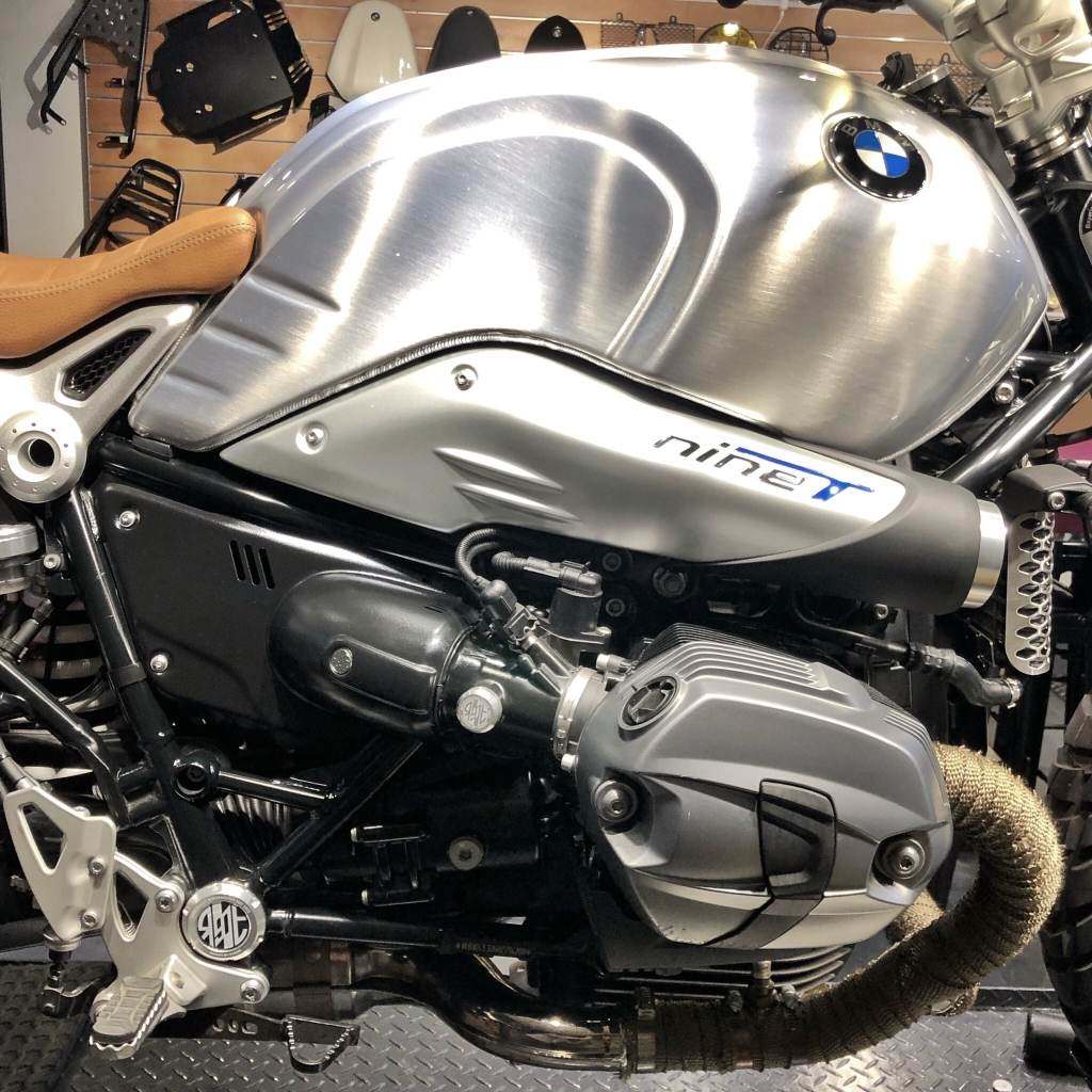 【楽天市場】DK design ディーケーデザイン エアインテックカバー R nineT scrambler Racer Pure BMW ...