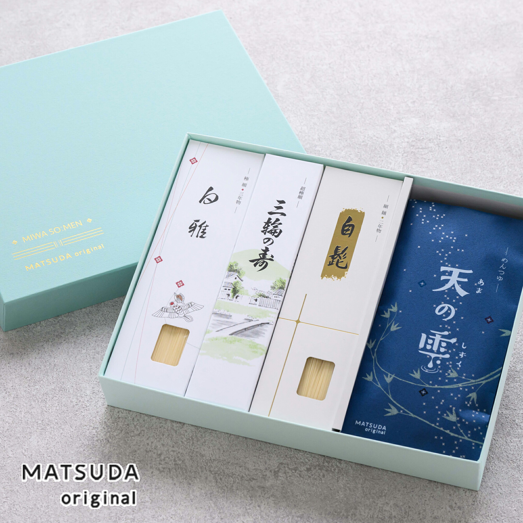 【楽天市場】【熟成中につき2025年3月販売開始予定】NEW 三輪素麺 プレミアム ギフト専用 三種 詰合せ 麺つゆ 【三輪の寿−紙巻−×4束 白雅×6束 白髭×6束 800g 麺つゆ×12袋 ...