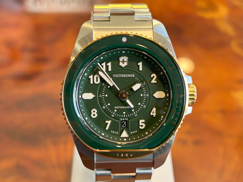 【楽天市場】ビクトリノックス VICTORINOX ジャーニー Journey 1884 グリーン文字盤 クォーツ 242012 日本正規品 ...