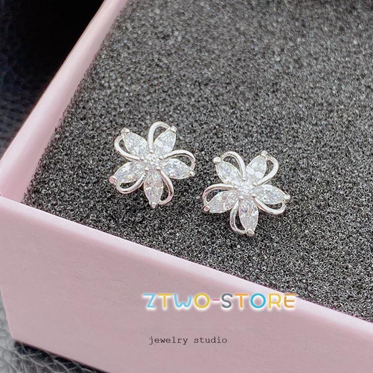 【楽天市場】ピアス レディース お花 フラワー 可愛い CZダイヤ シルバー925 K18コーティング ピンクゴールド 女性 妻 嫁 娘 ホワイトデーのお返し 母の日ギフト：Ztwo楽天市場店