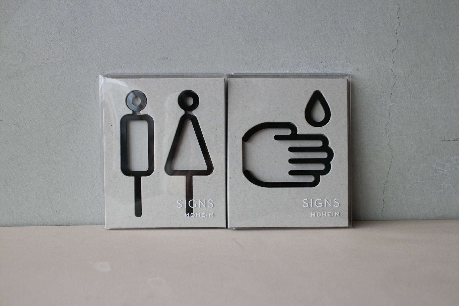 【楽天市場】MOHEIM RESTROOM SIGN 2pcs white ホワイト トイレサイン プラスチック 新築 新築祝い 店舗 ...